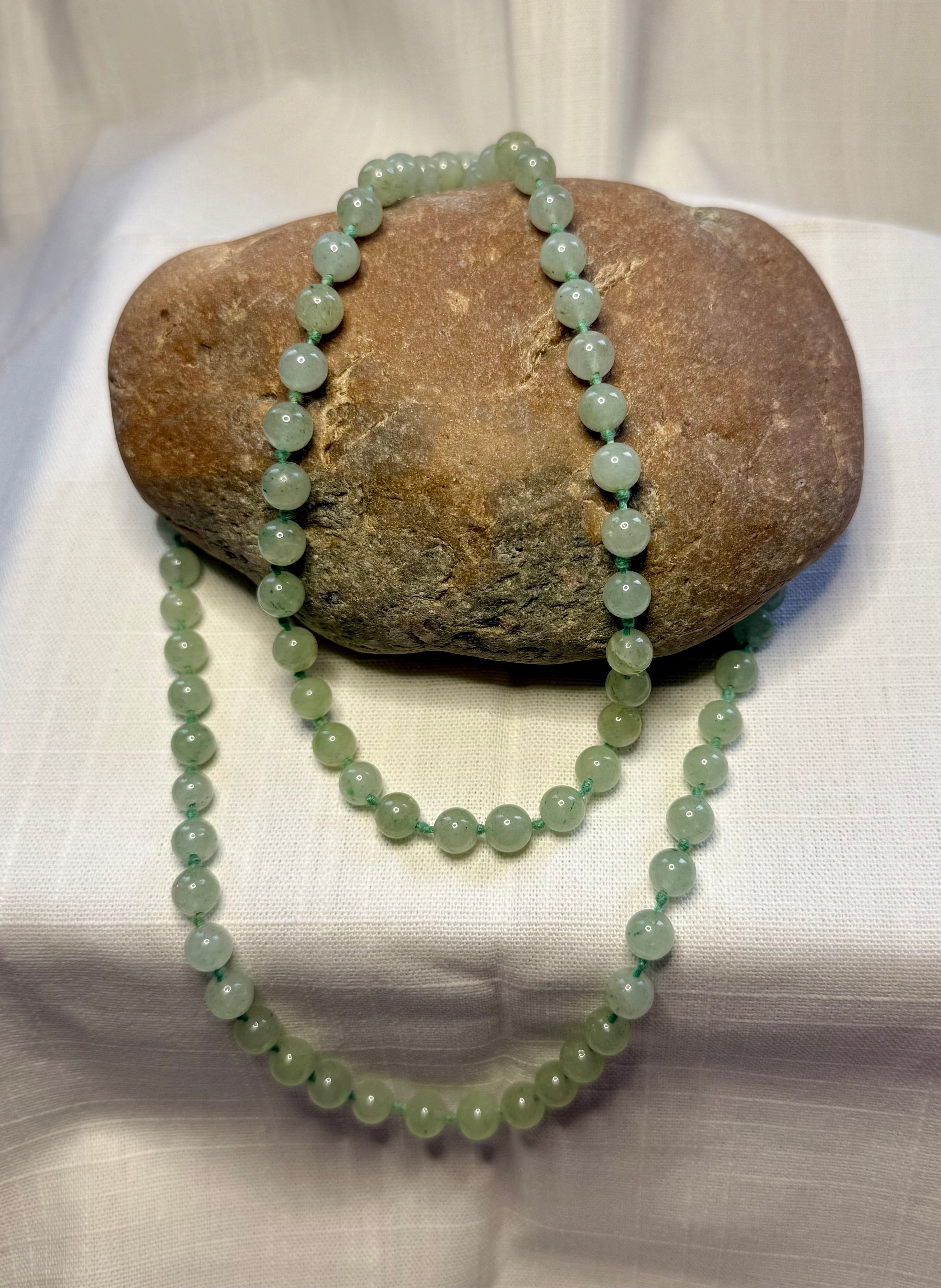 Light Green Natural Stone Necklace – 17